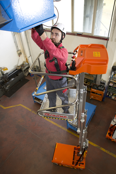 HLS supply the Faraone Elevah 65 move self-propelled aerial work platform